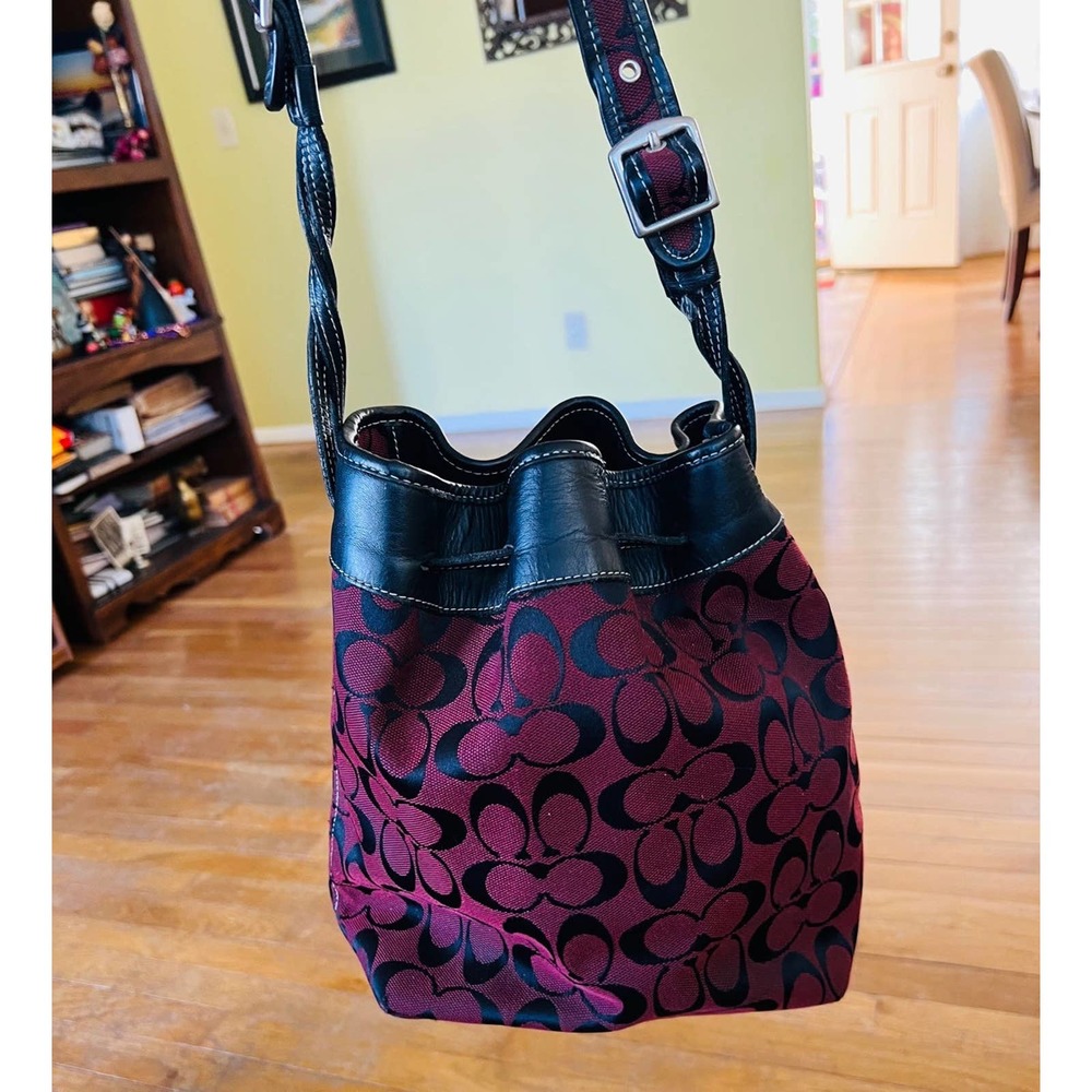Coach Maroon And Black Bucket Bag - Gem